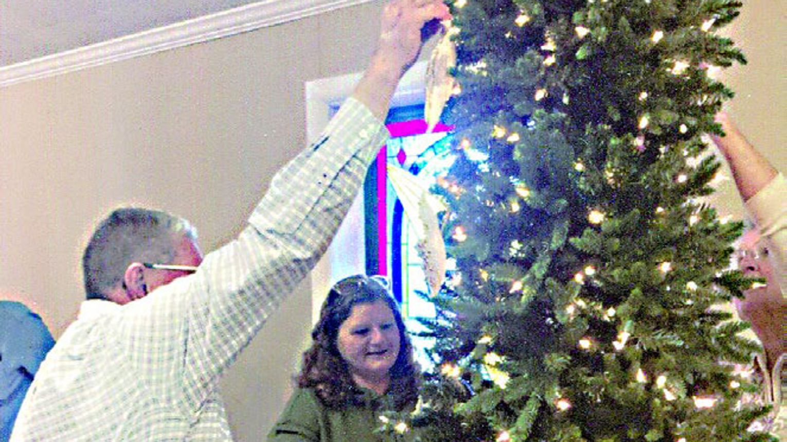 Chrismon trees tell Christmas story