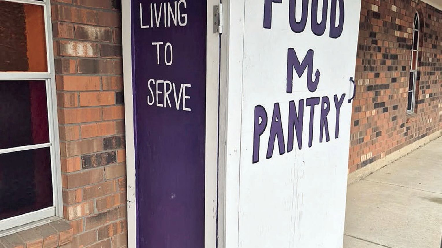 Mangham FFA designs community blessing box